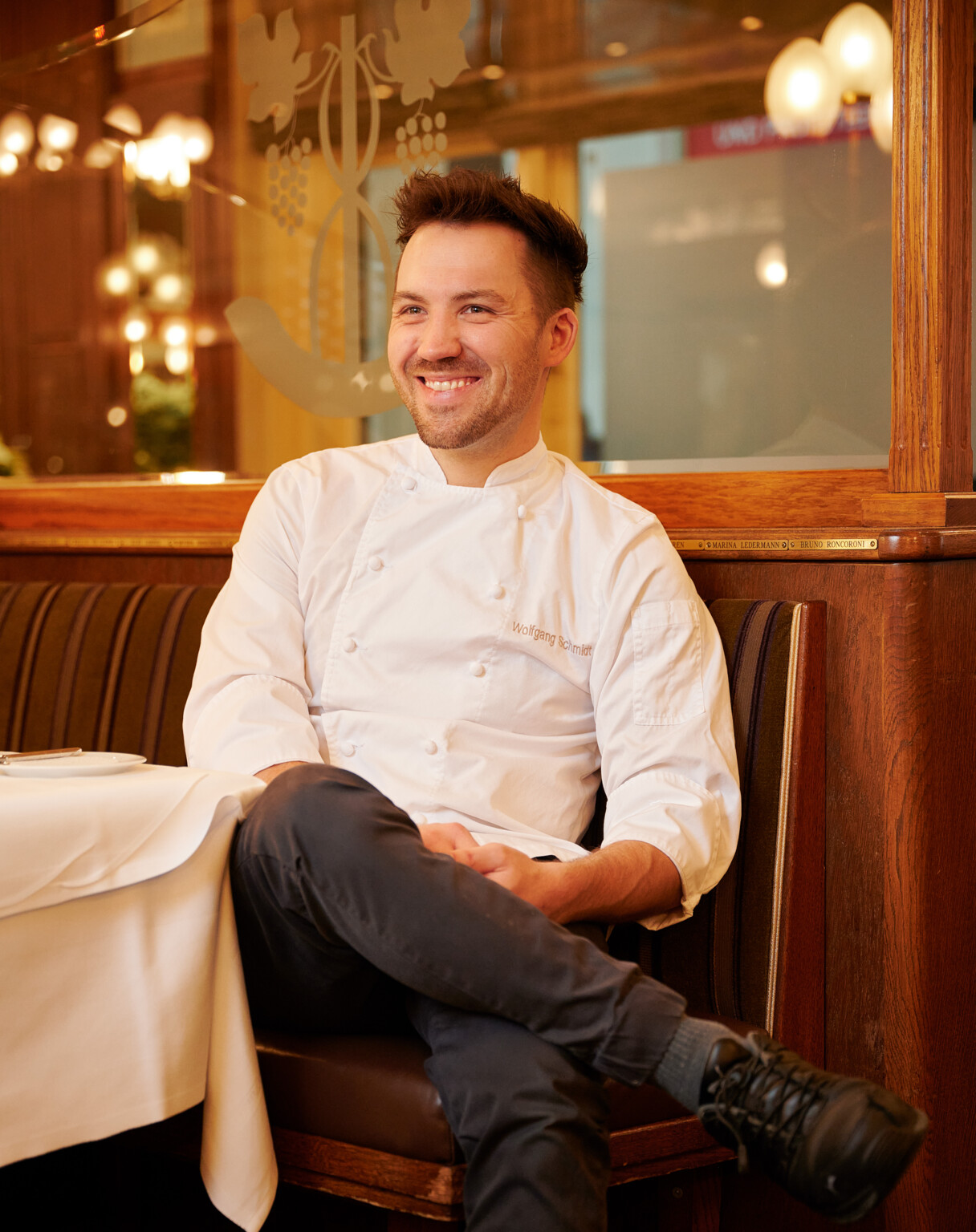 Jack’s Brasserie | Traditional Dining at Hotel Schweizerhof Bern & Spa